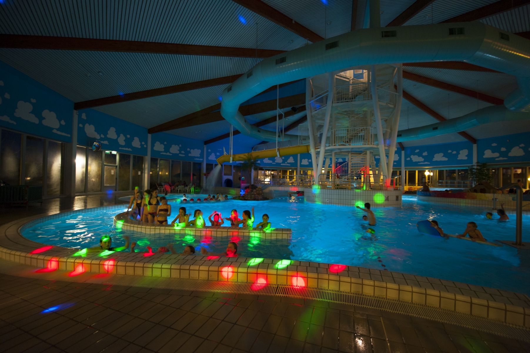 Roompot Hof Domburg in Domburg - de beste promo's!