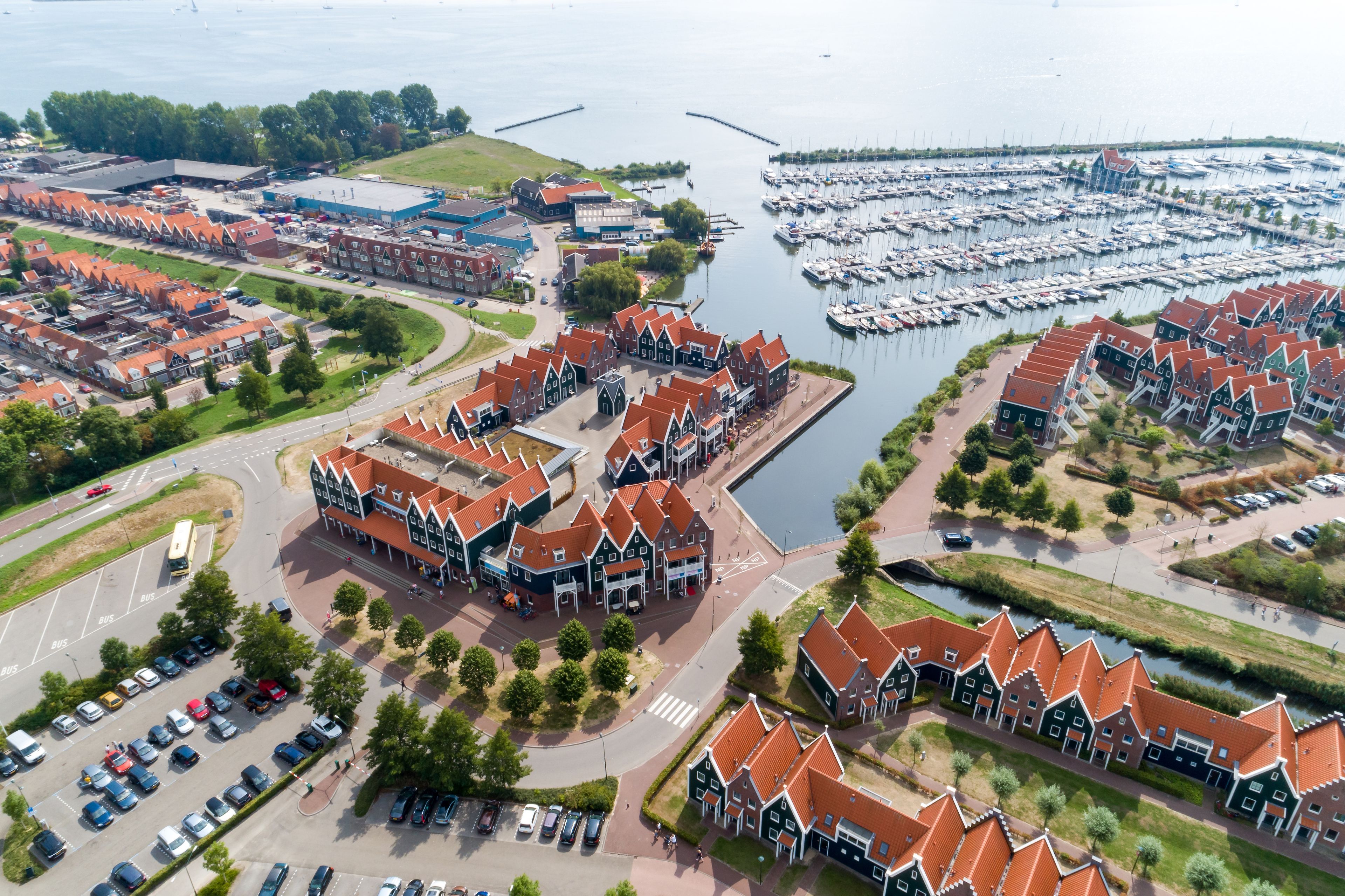 Roompot Marinapark Volendam in Volendam - the best offers!