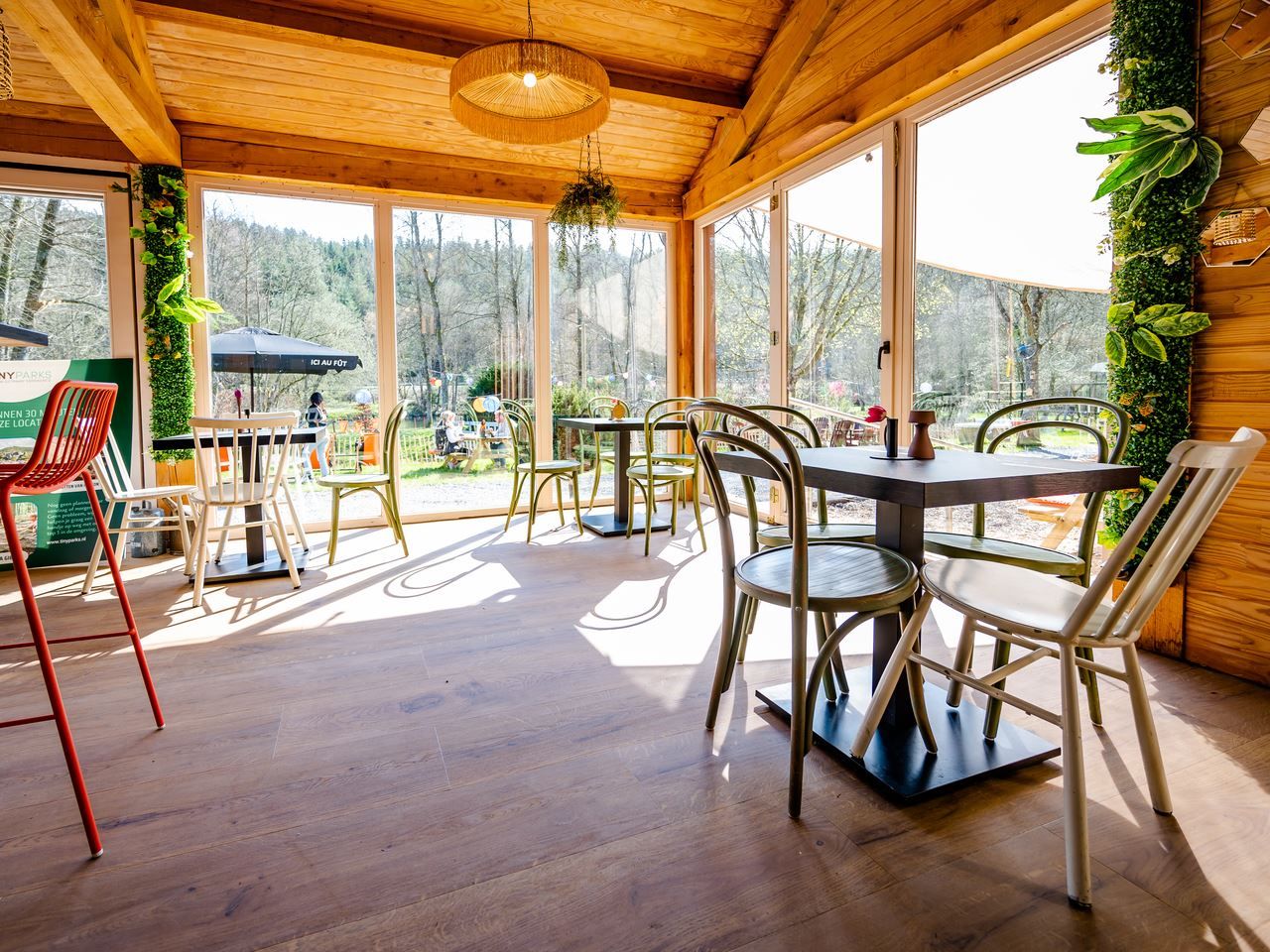 Landal Nature Parc Saint Hubert in Poix-St-Hubert - BungalowSpecials