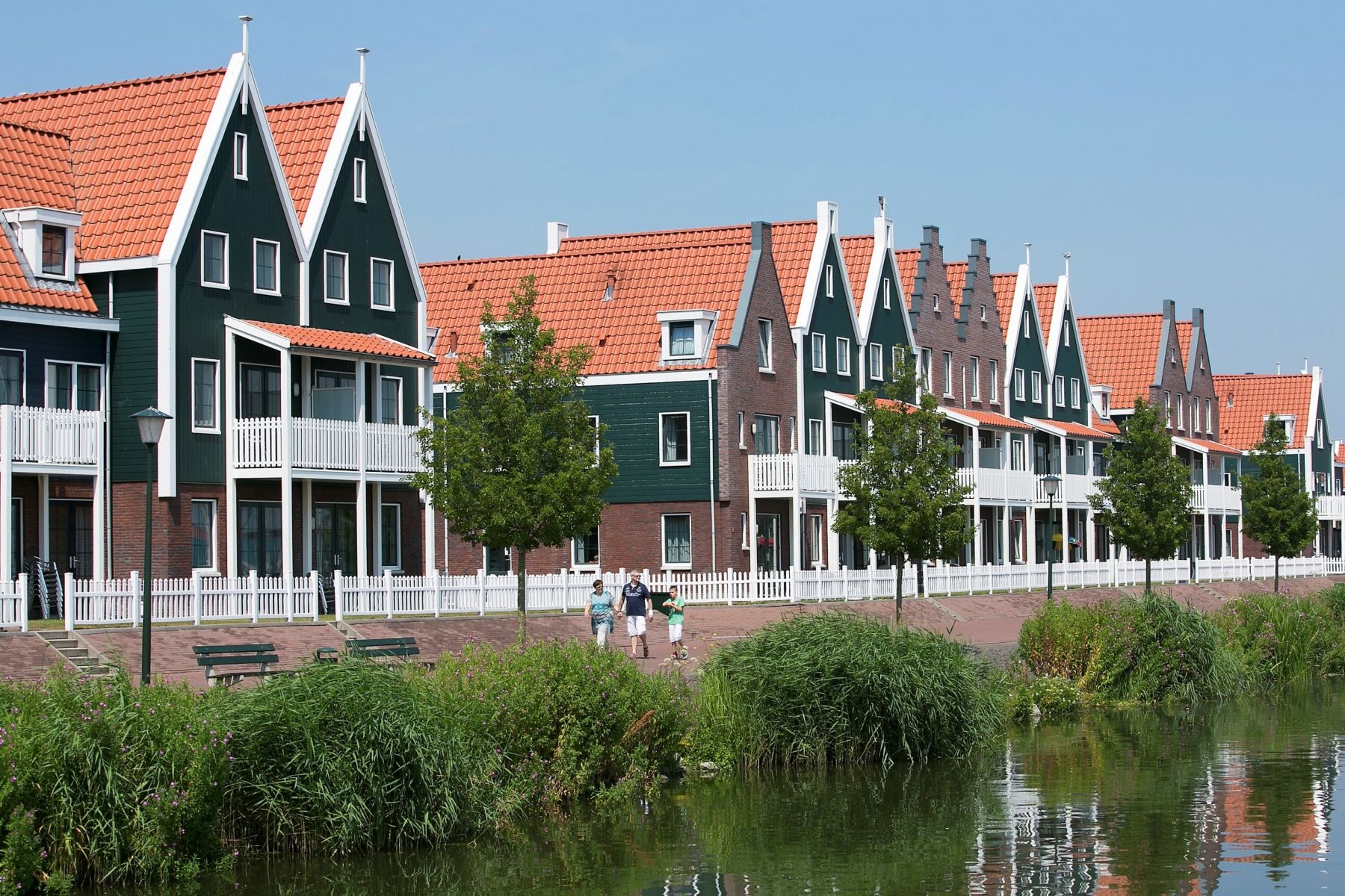 Roompot Marinapark Volendam in Volendam - the best offers!